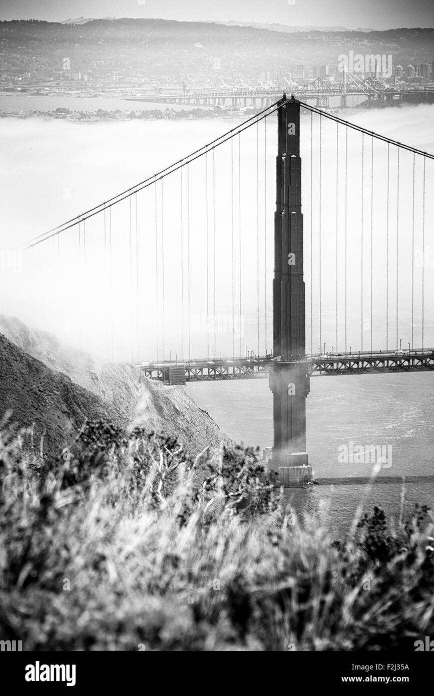 Bridge over the Pacific ocean, Golden Gate Bridge, San Francisco Bay ...