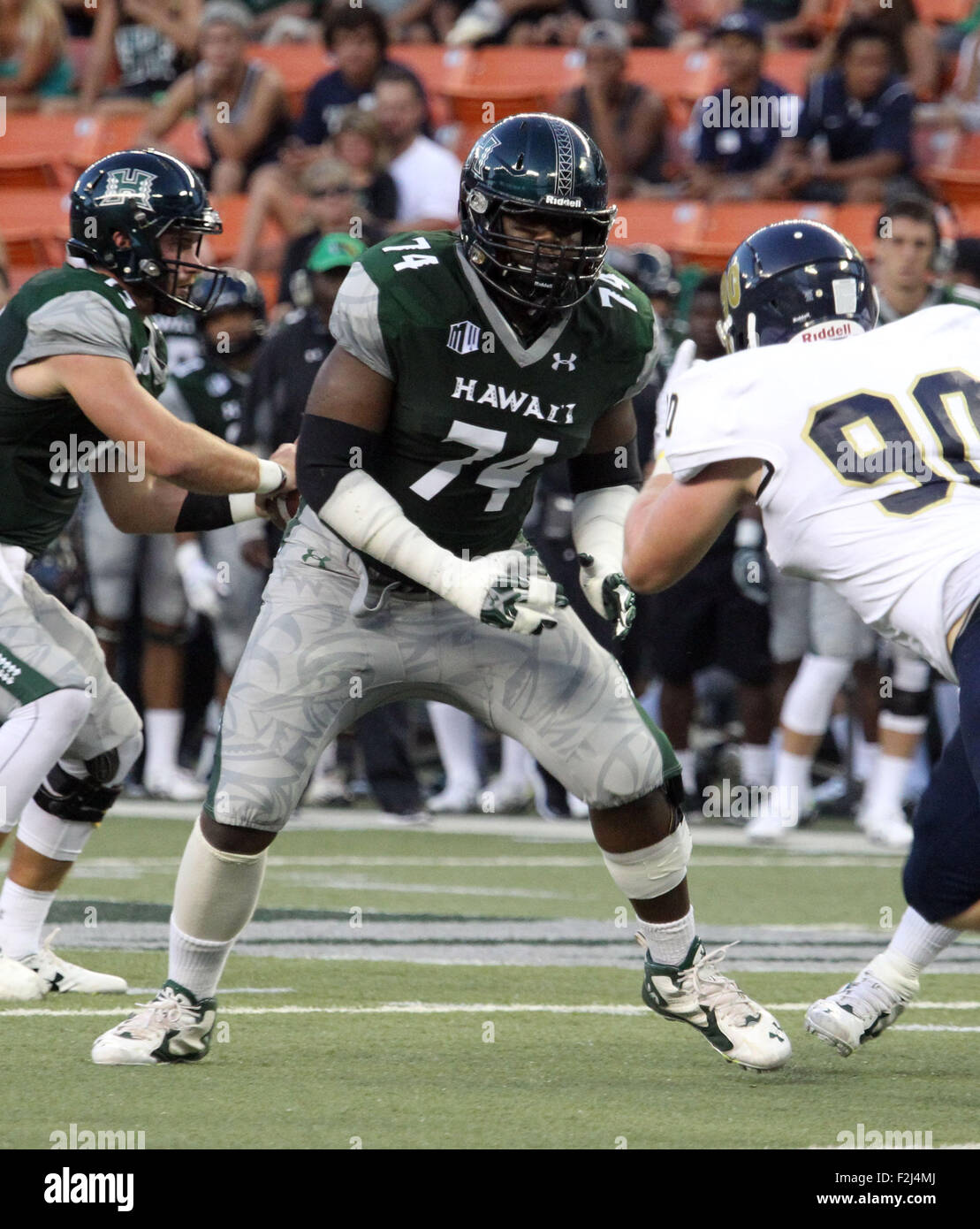 September 2015 hawaii rainbow warriors hi-res stock photography and ...