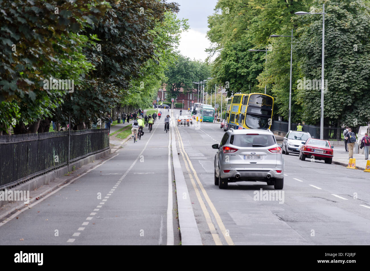 Cycle path on Wilton Terrace, Dublin, Ireland Stock Photo - Alamy