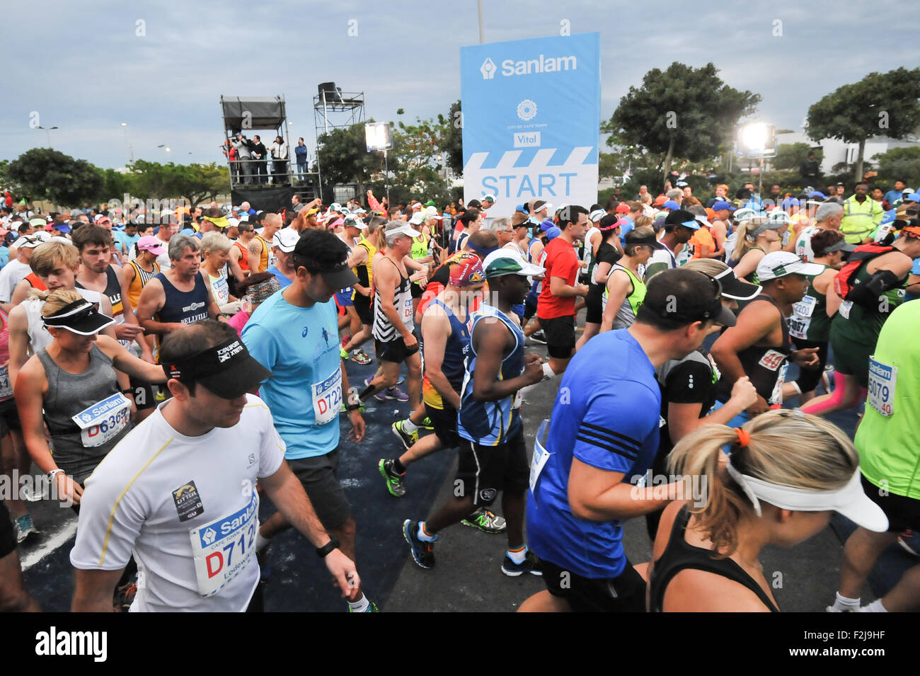 The 2015 Sanlam Cape Town Marathon Stock Photo - Alamy