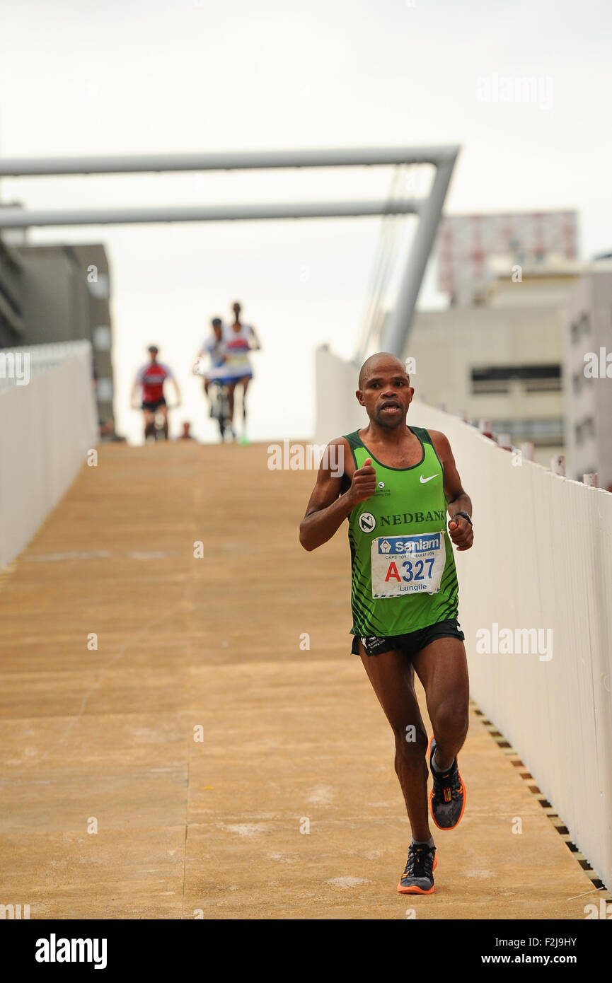 The 2015 Sanlam Cape Town Marathon Stock Photo - Alamy