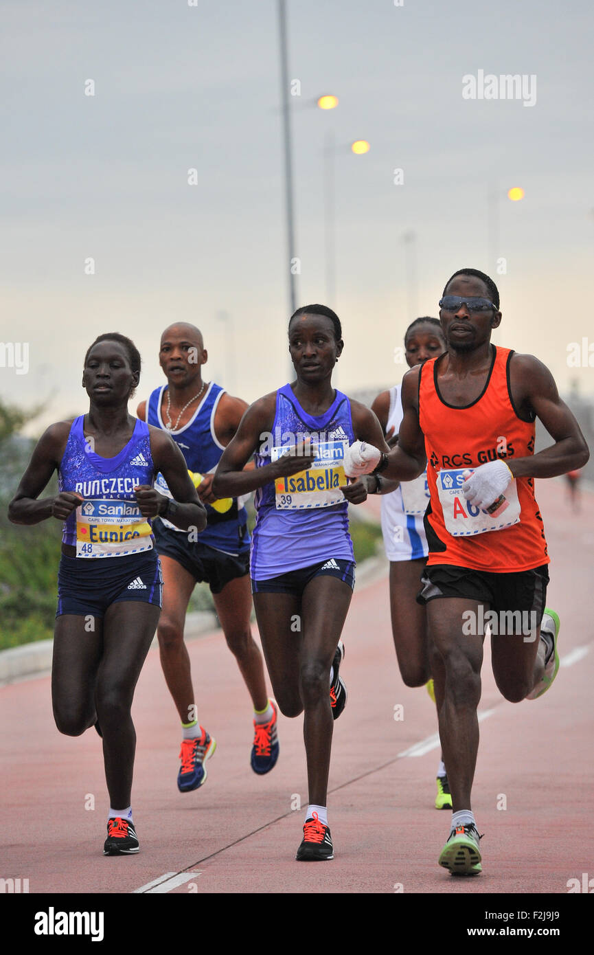 The 2015 Sanlam Cape Town Marathon Stock Photo - Alamy