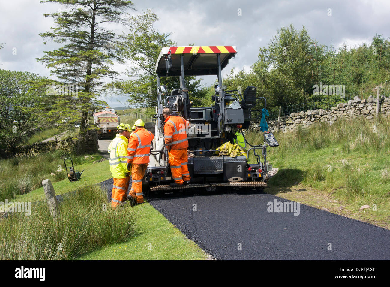 Tarmac roller hi-res stock photography and images - Alamy