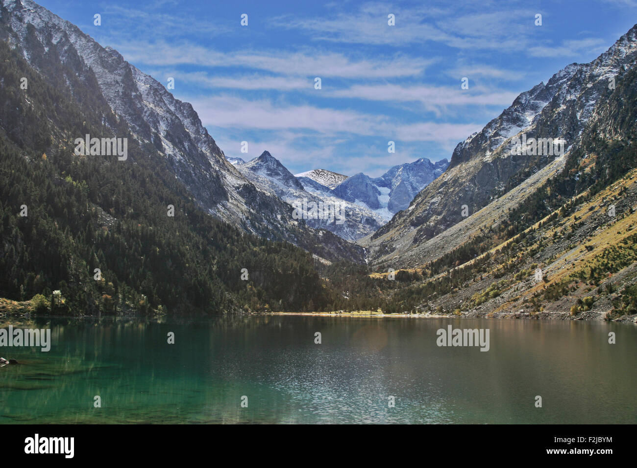 Spain, The Pyrenees Mountains a tranquil mountain lake Stock Photo - Alamy