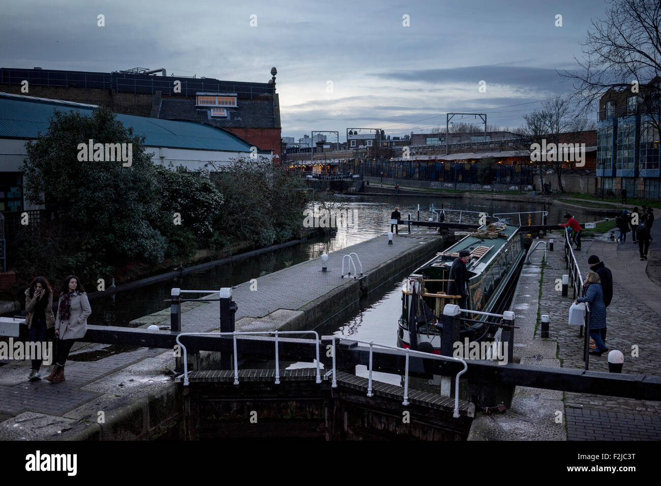 Camden lock boat hi-res stock photography and images - Alamy
