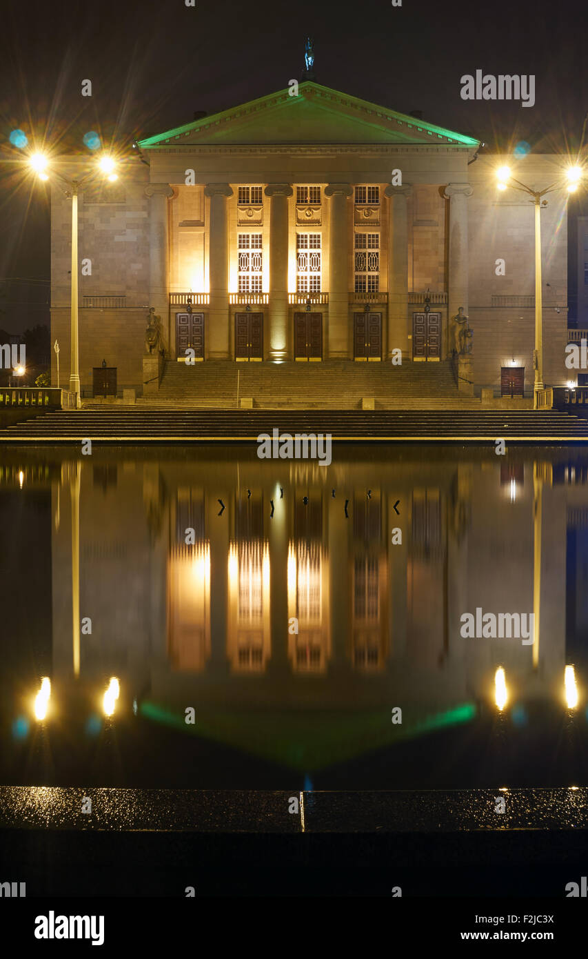 Facade of a Opera House in Poznan at night Stock Photo - Alamy