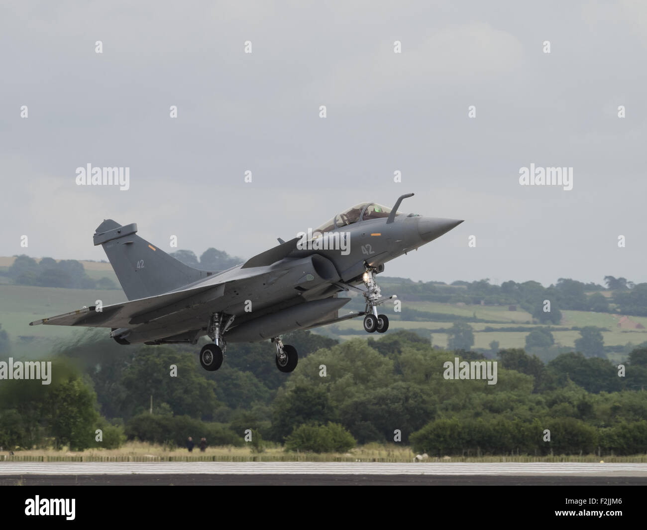 French rafale fighter jet hi-res stock photography and images - Alamy