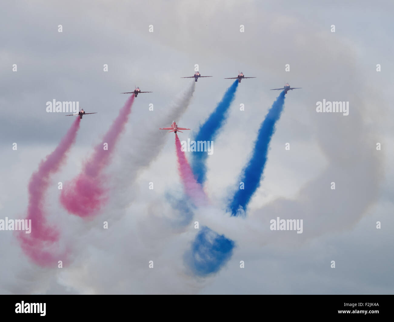 Air display team hi-res stock photography and images - Alamy