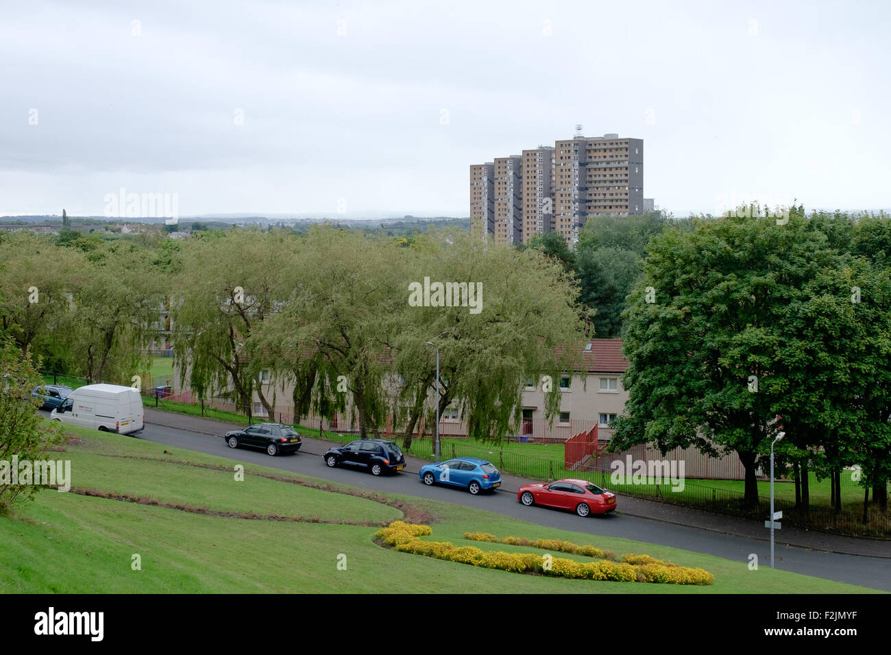 Demolition of tower blocks hi-res stock photography and images - Alamy