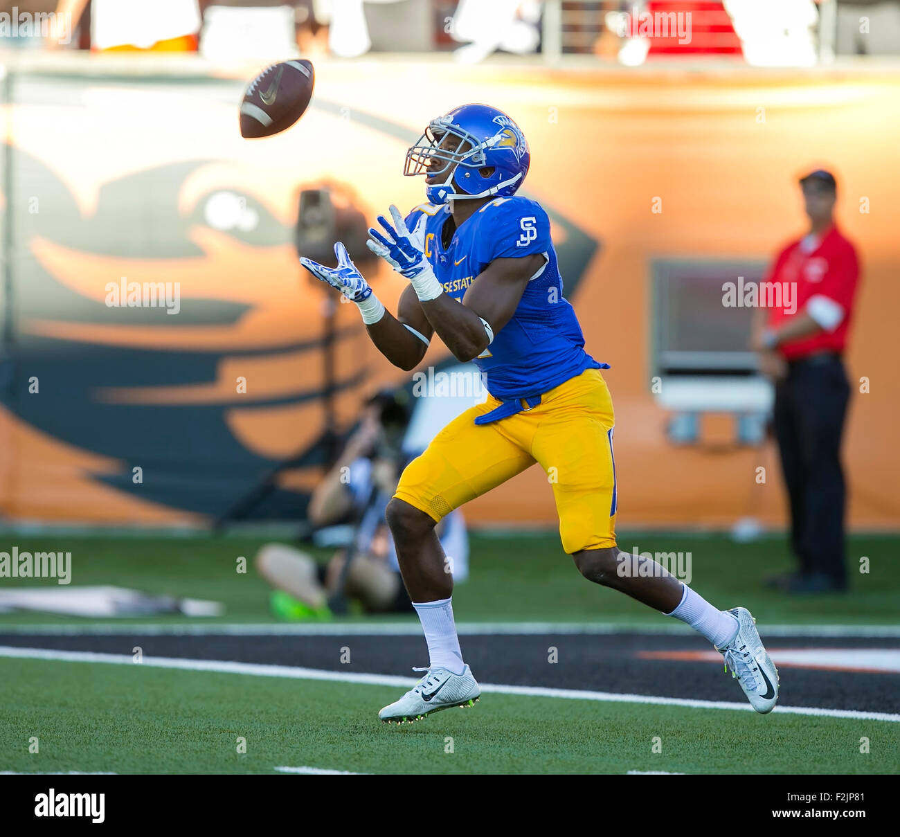 September 19, 2015: San Jose State Spartans running back Tyler Ervin (7 ...