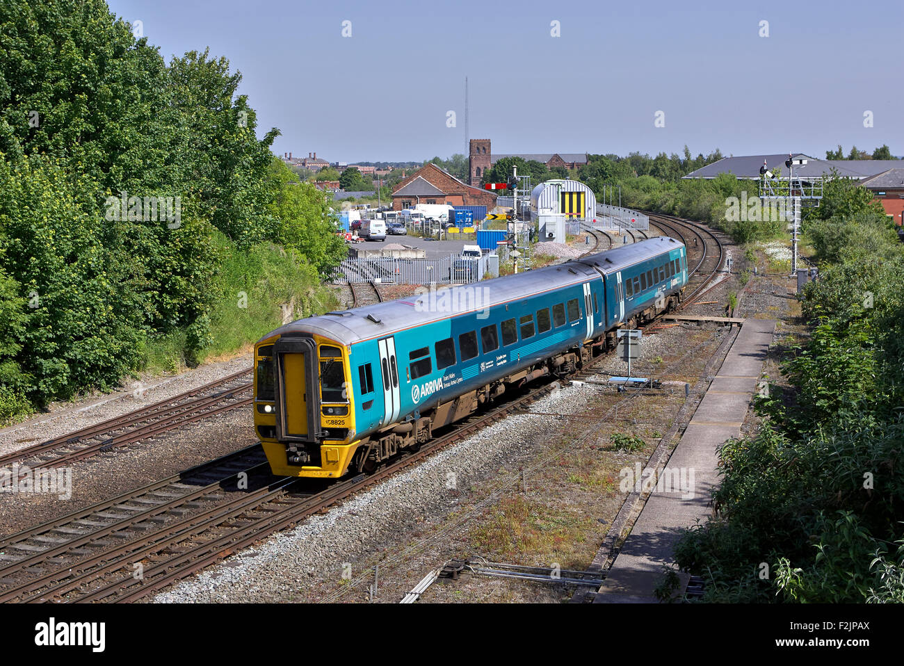 Arriva Trains Wales 158 825 passes through Sutton Bridge Junction with ...
