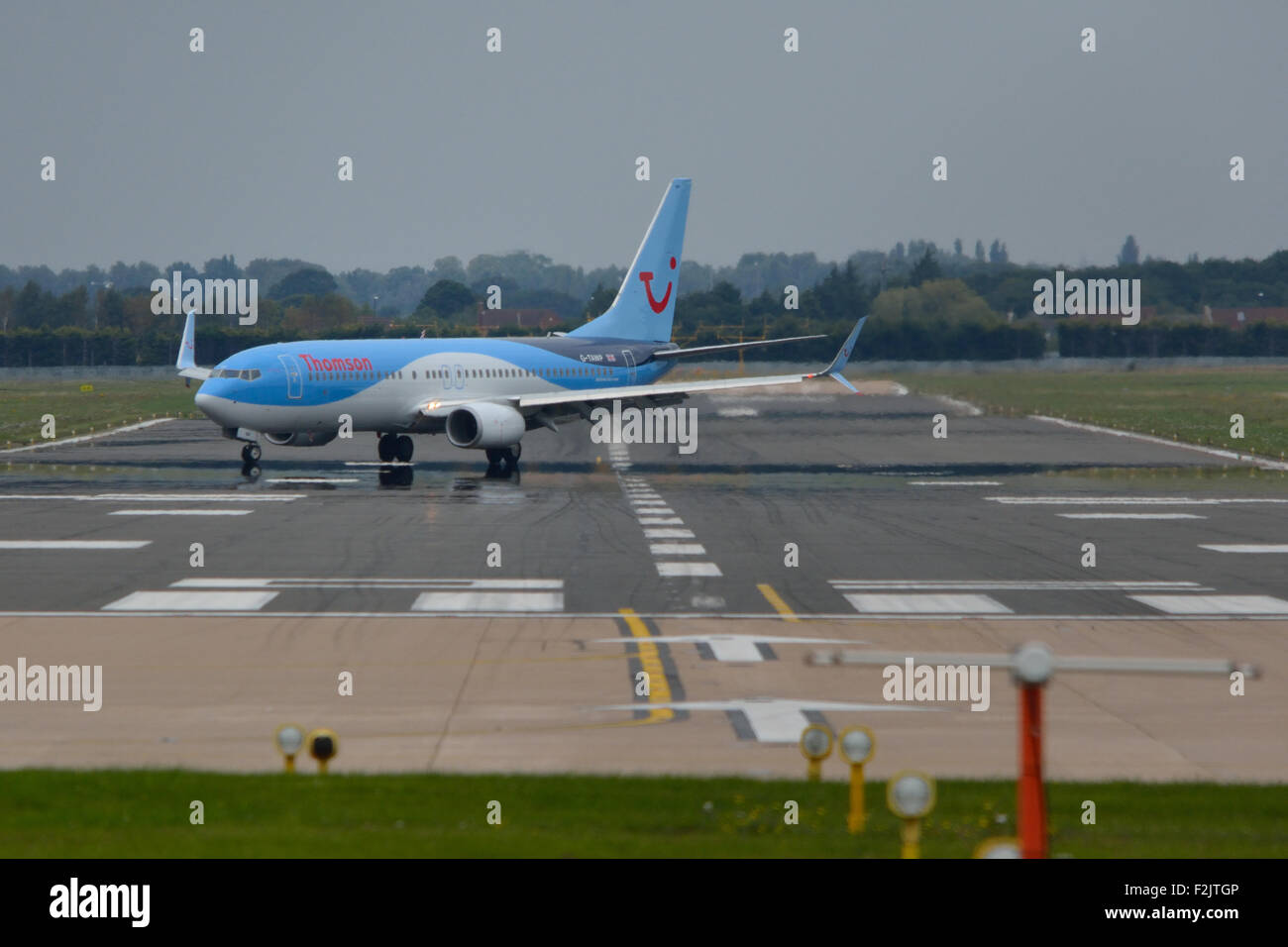 Doncaster sheffield airport hi-res stock photography and images - Alamy