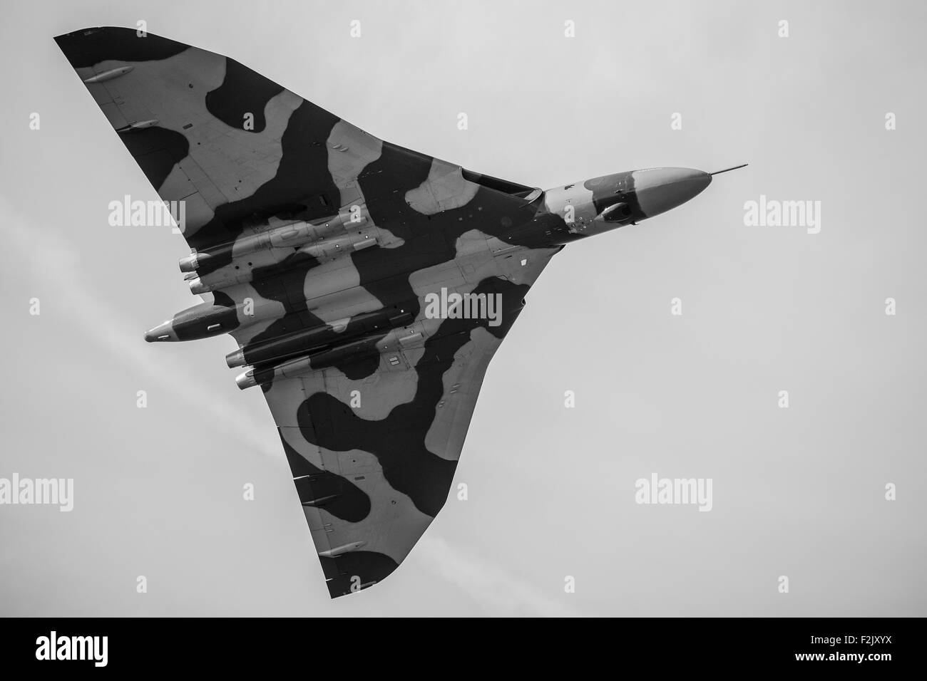 Vulcan bomber white hi-res stock photography and images - Alamy