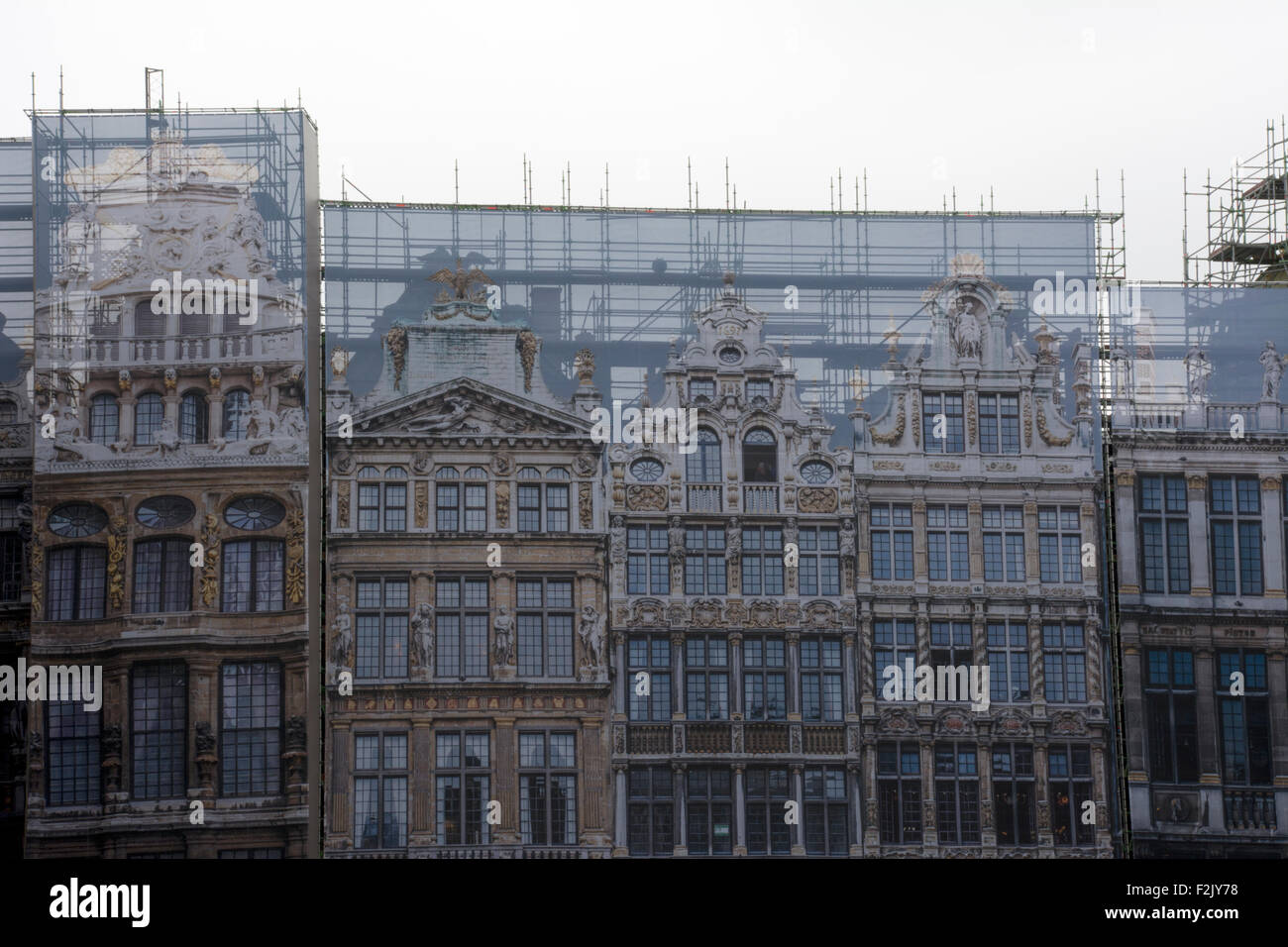 False facade buildings hi-res stock photography and images - Alamy