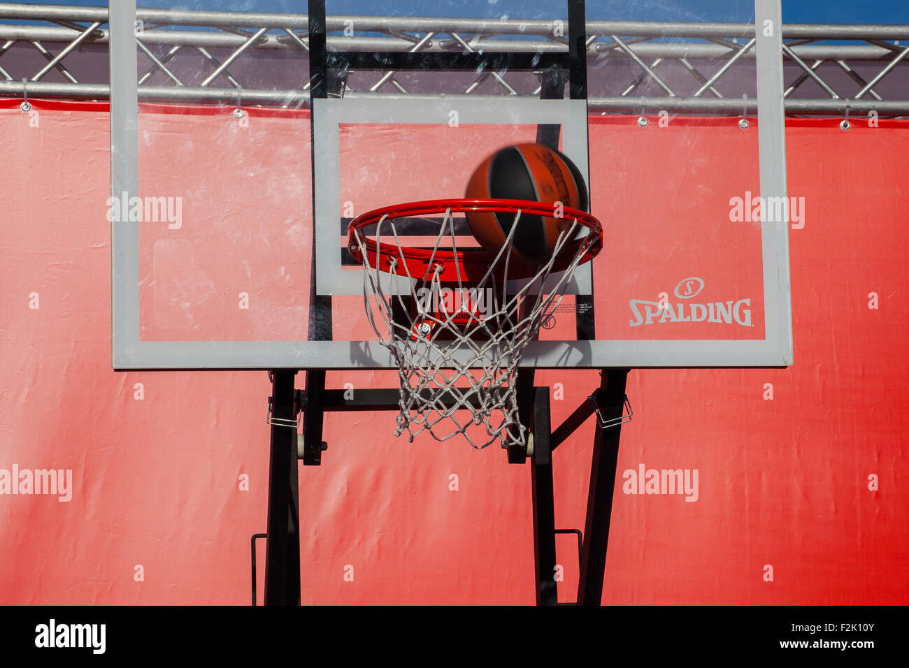 Milan basket hi-res stock photography and images - Alamy