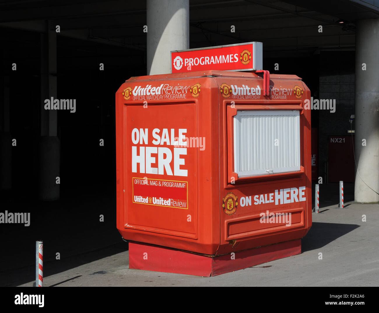 Manchester united booth hi-res stock photography and images - Alamy