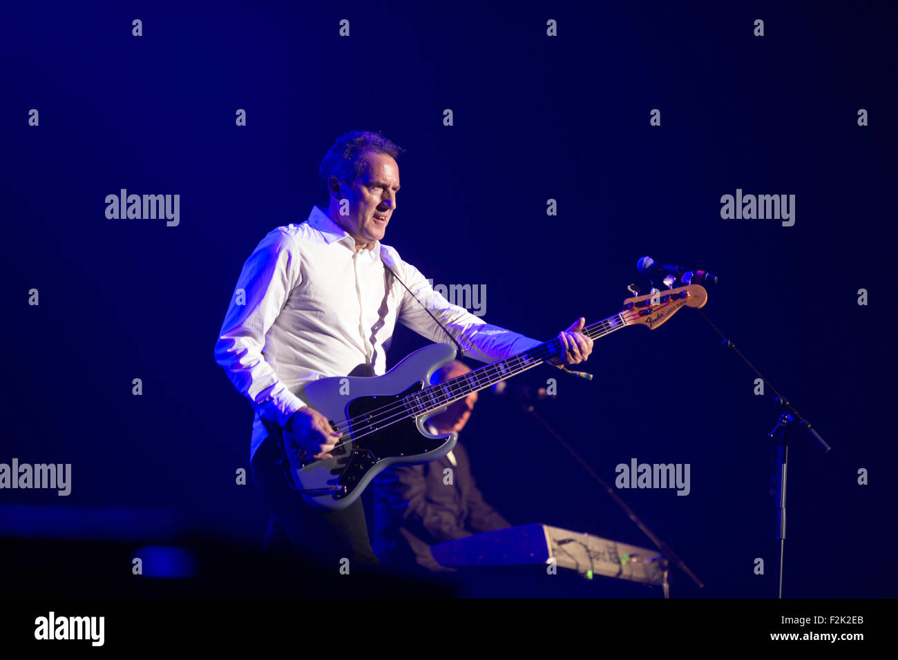 Andy mccluskey omd hi-res stock photography and images - Alamy