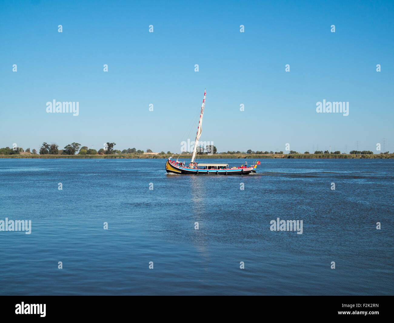 Falúa hi-res stock photography and images - Alamy