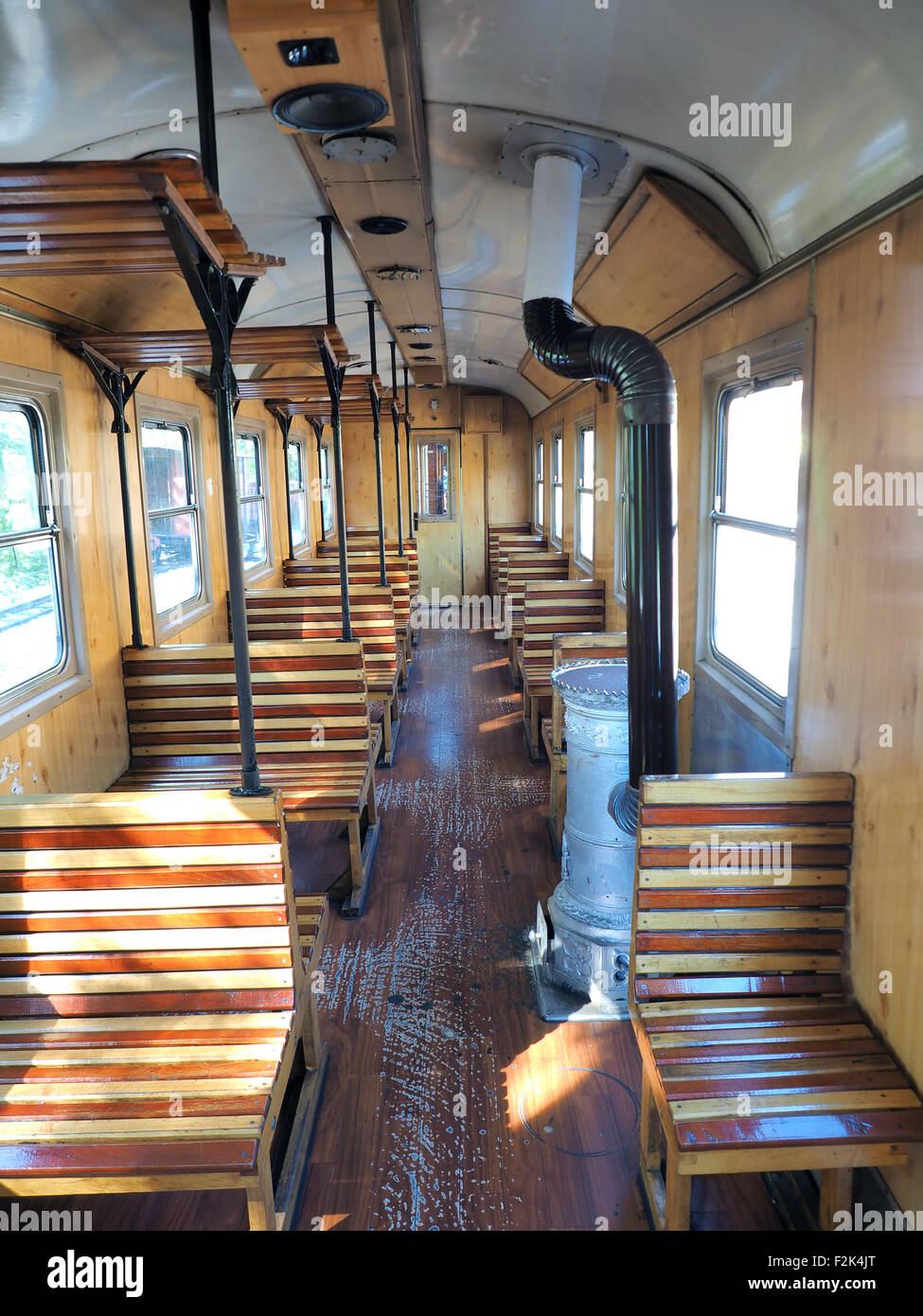 Interior old train carriage hi-res stock photography and images - Alamy