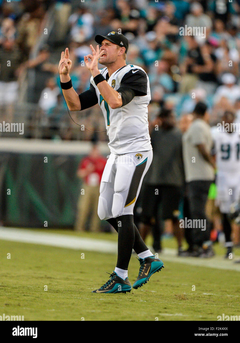 Sideline signals hi-res stock photography and images - Alamy