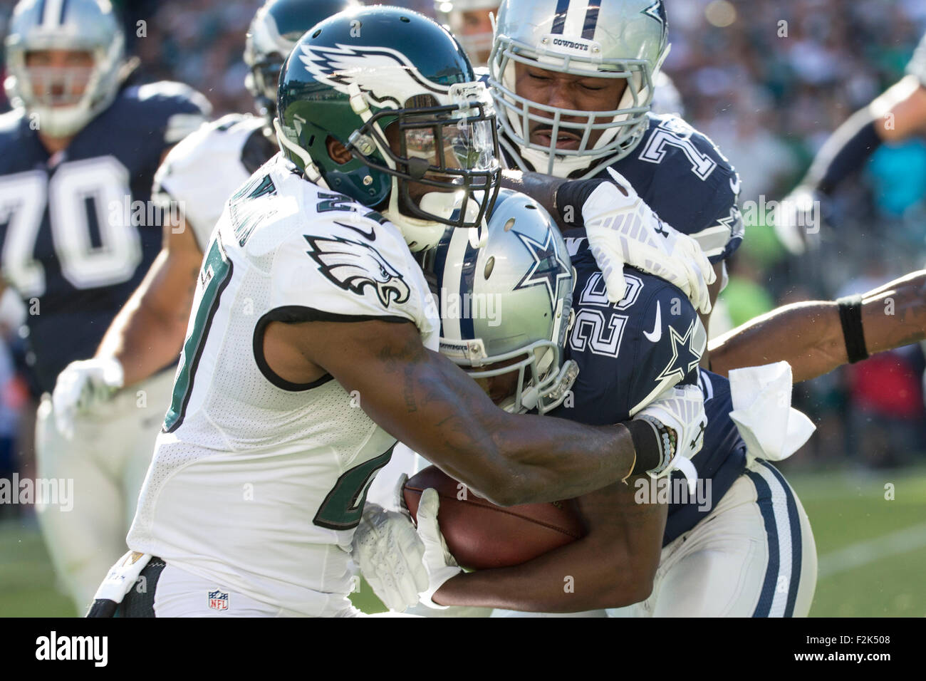 September 20, 2015: Dallas Cowboys running back Lance Dunbar (25) runs ...
