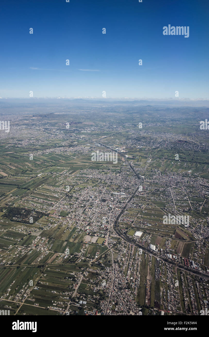 Mexico city from above seen hi-res stock photography and images - Alamy