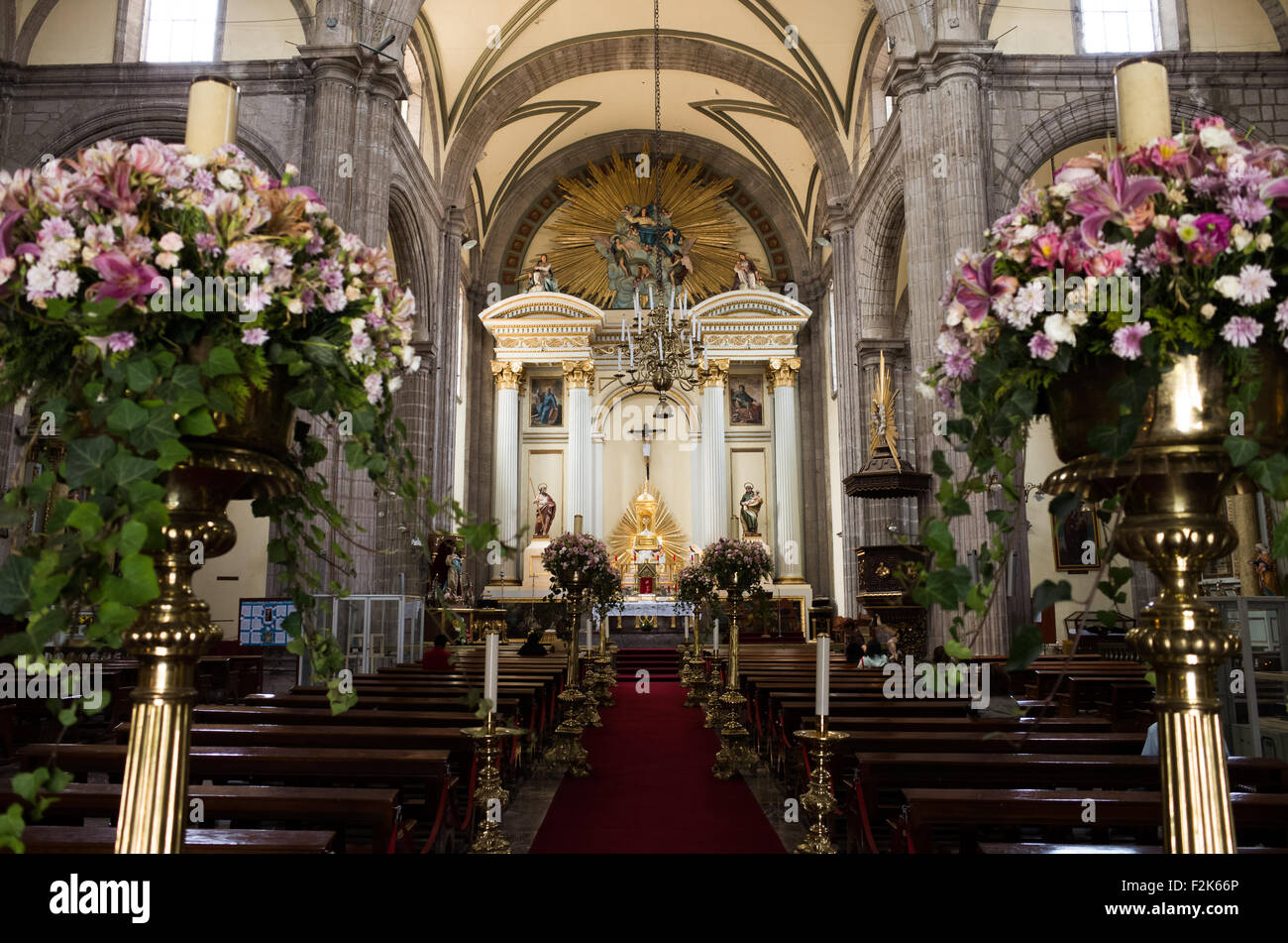 Metropolitan Tabernacle Main Altar Mexico City // MEXICO CITY, Mexico ...