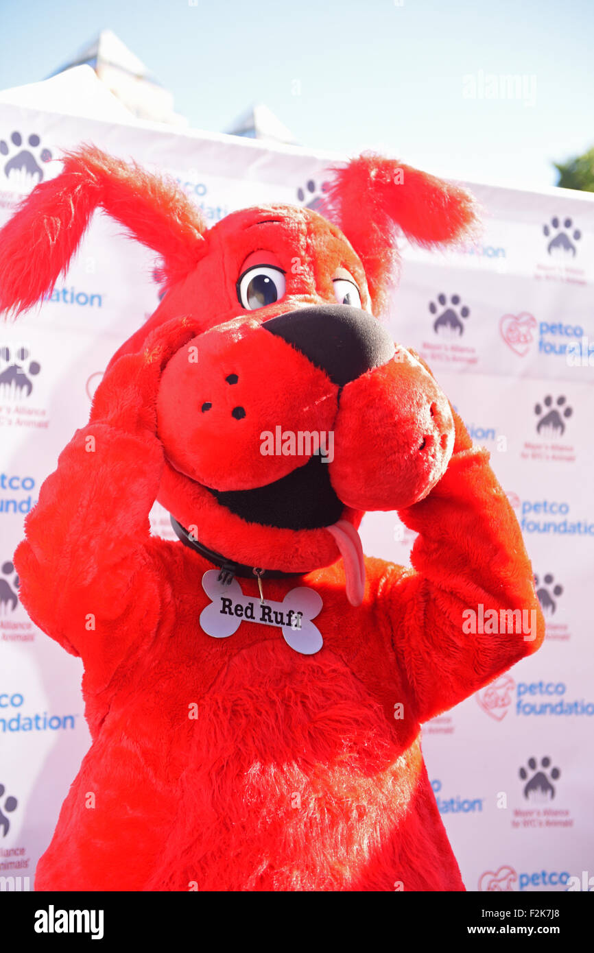 New York City, United States. 20th Sep, 2015. Petco Foundation mascot ...