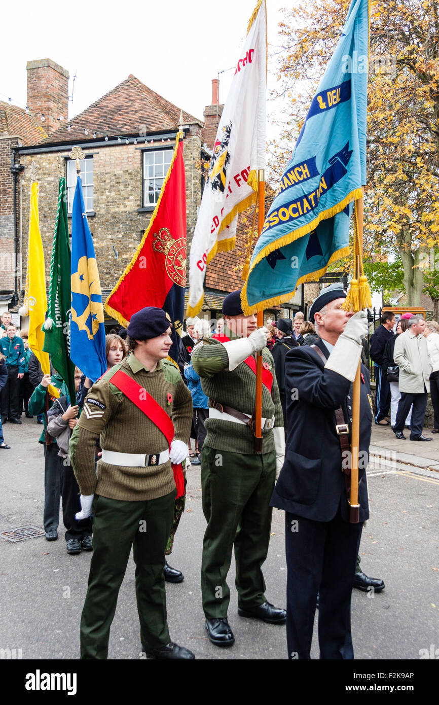 Remembrance sunday attention hi-res stock photography and images - Alamy