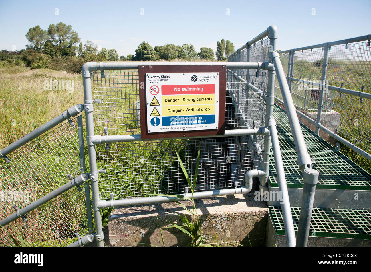 Drainage sluice sign, Fiveway Sluice, Oxley Marshes, Hollesley, Suffolk ...