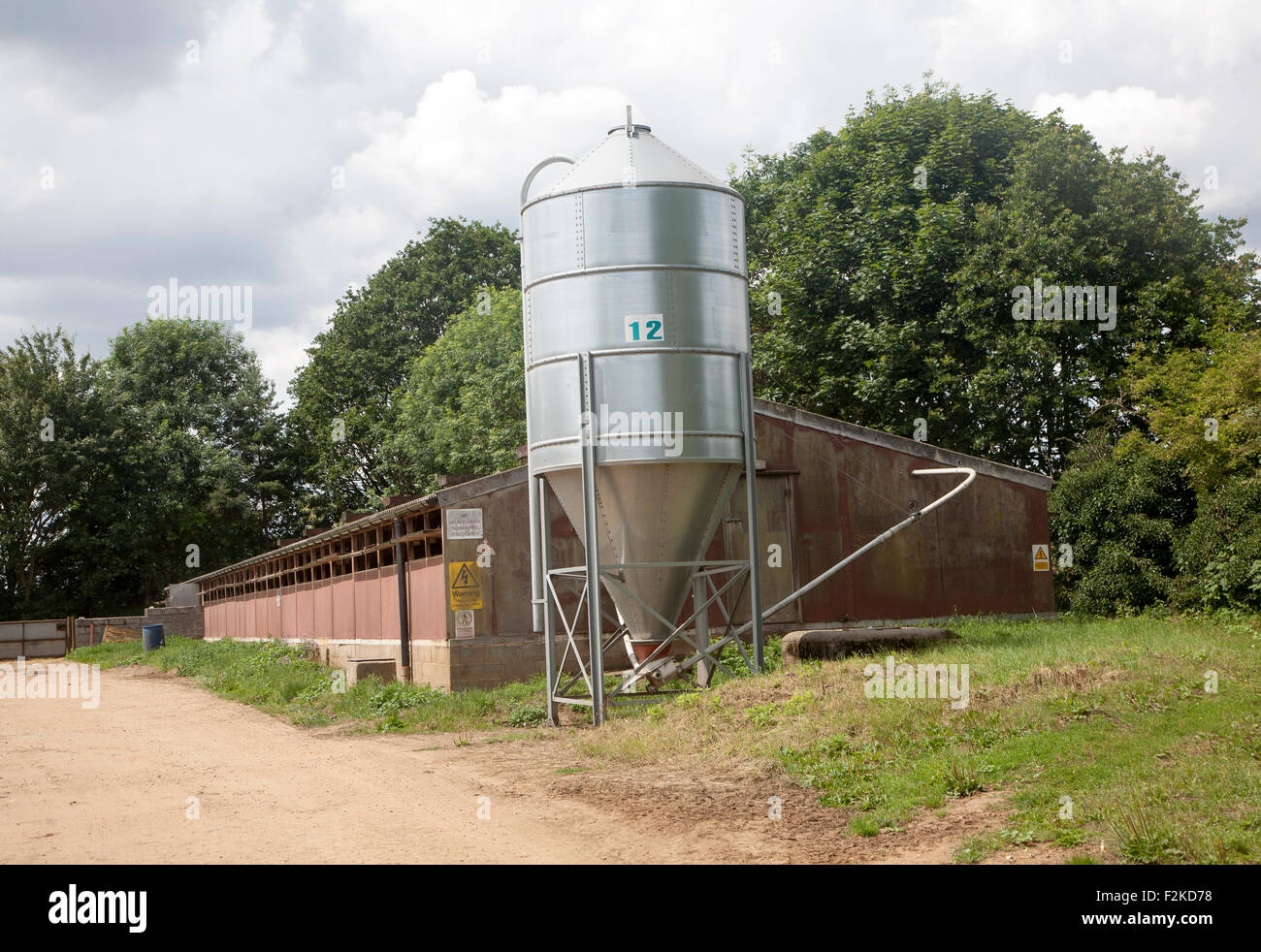 Steel silo hi-res stock photography and images - Alamy