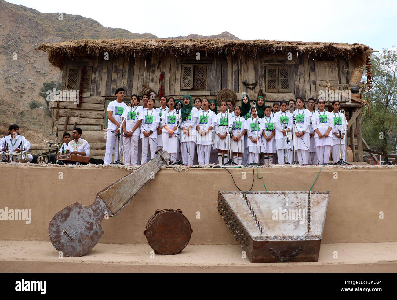 Srinagar, Kashmir. 20th September, 2015. The month-long Kashmiri ...