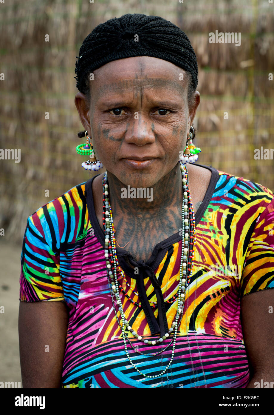 Fulani tribe woman tattoo hi-res stock photography and images - Alamy