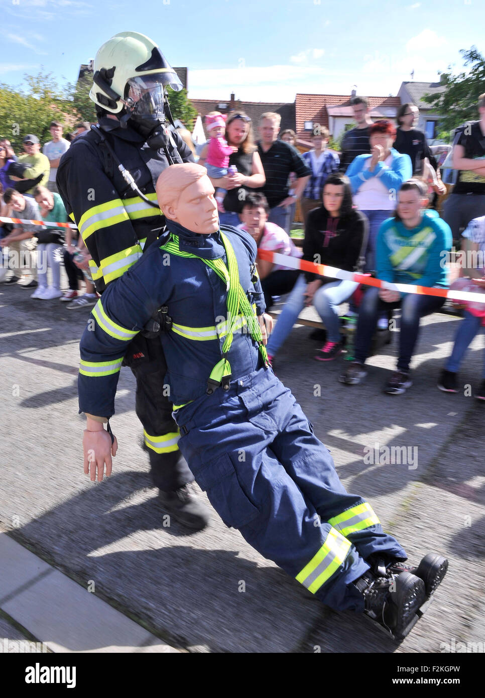 Firefighter challenge hi-res stock photography and images - Alamy