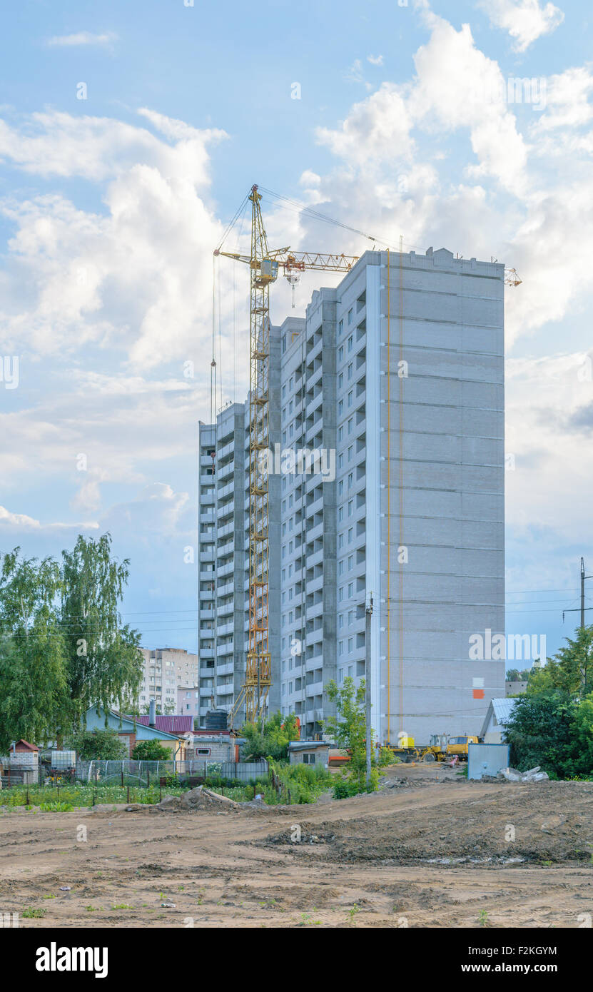 Construction site of apartment house hi-res stock photography and ...