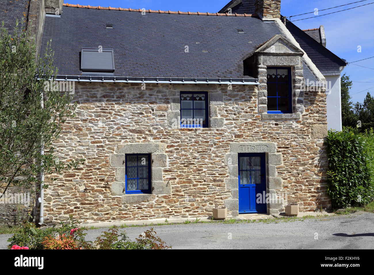 Stone cottage in Rue des Paludiers, Le Hezo, Morbihan, Brittany, France ...