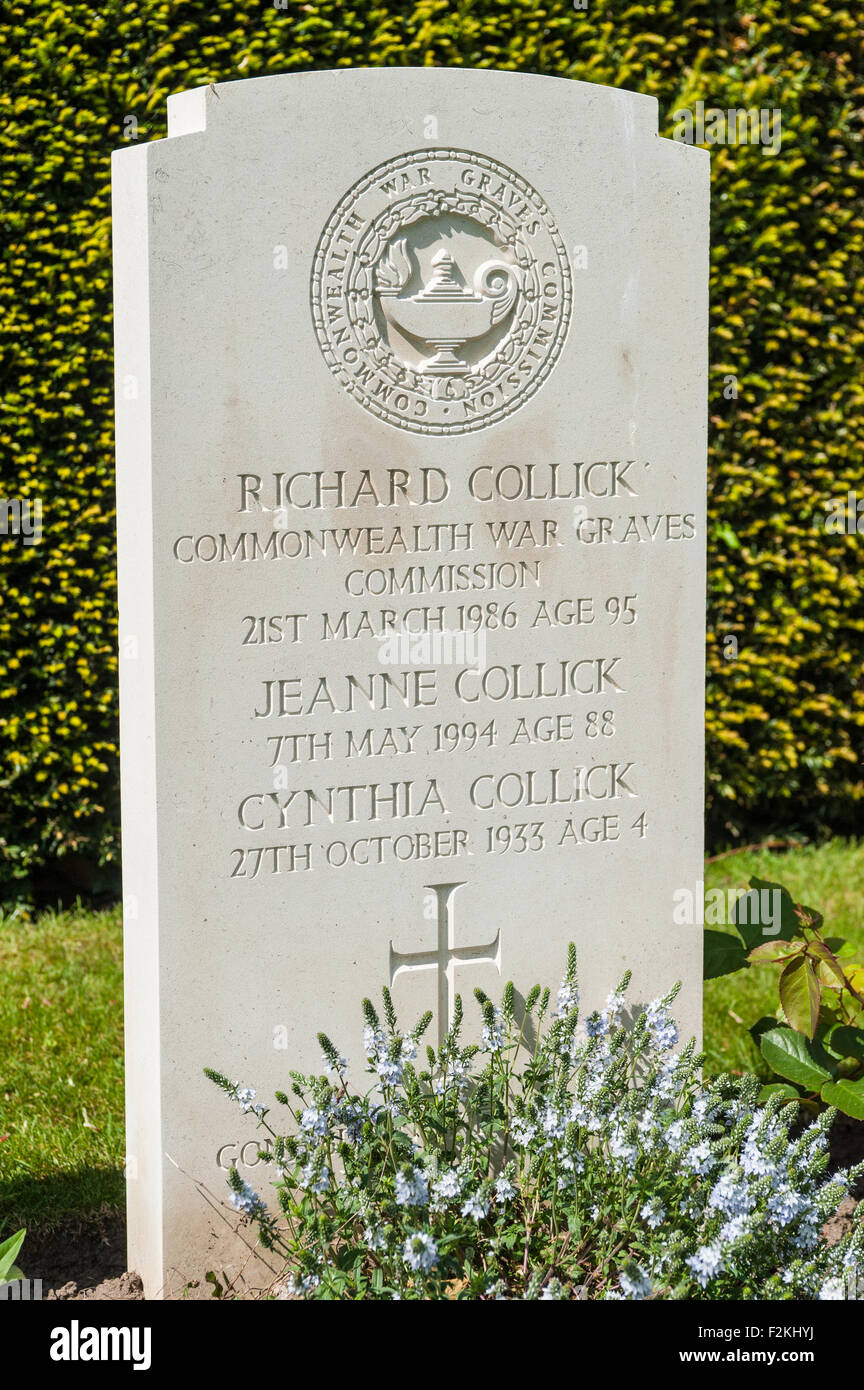 Grave of a Commonwealth War Graves worker in Ypres Town Cemetery ...