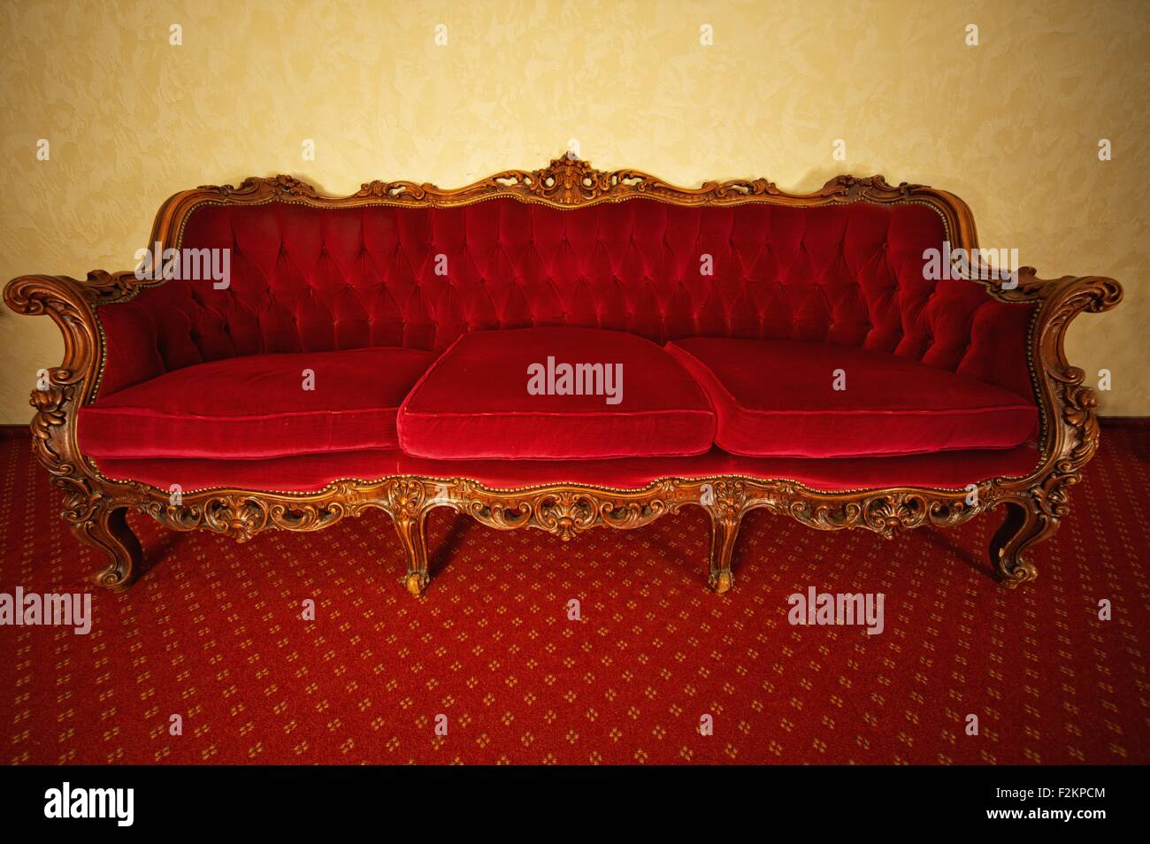 Luxury red sofa Stock Photo - Alamy