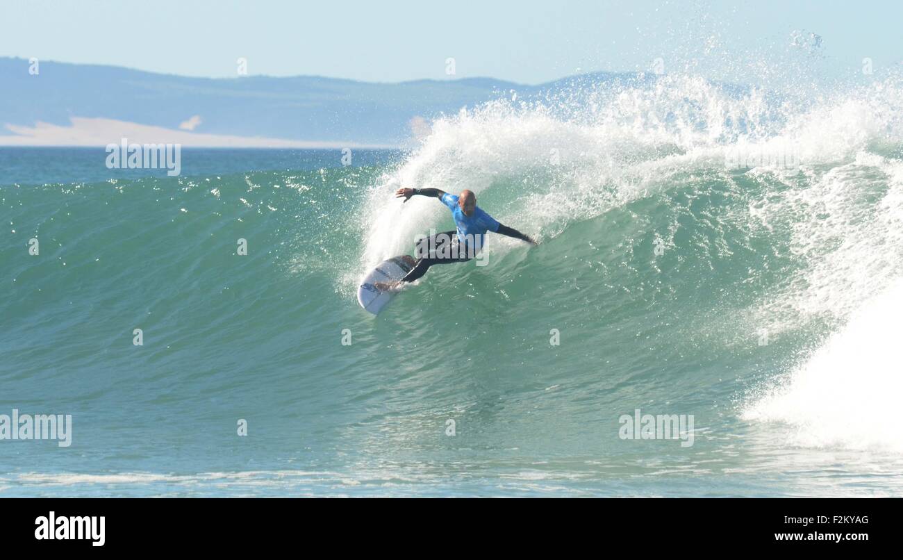 Mick fanning julian wilson hi-res stock photography and images - Alamy