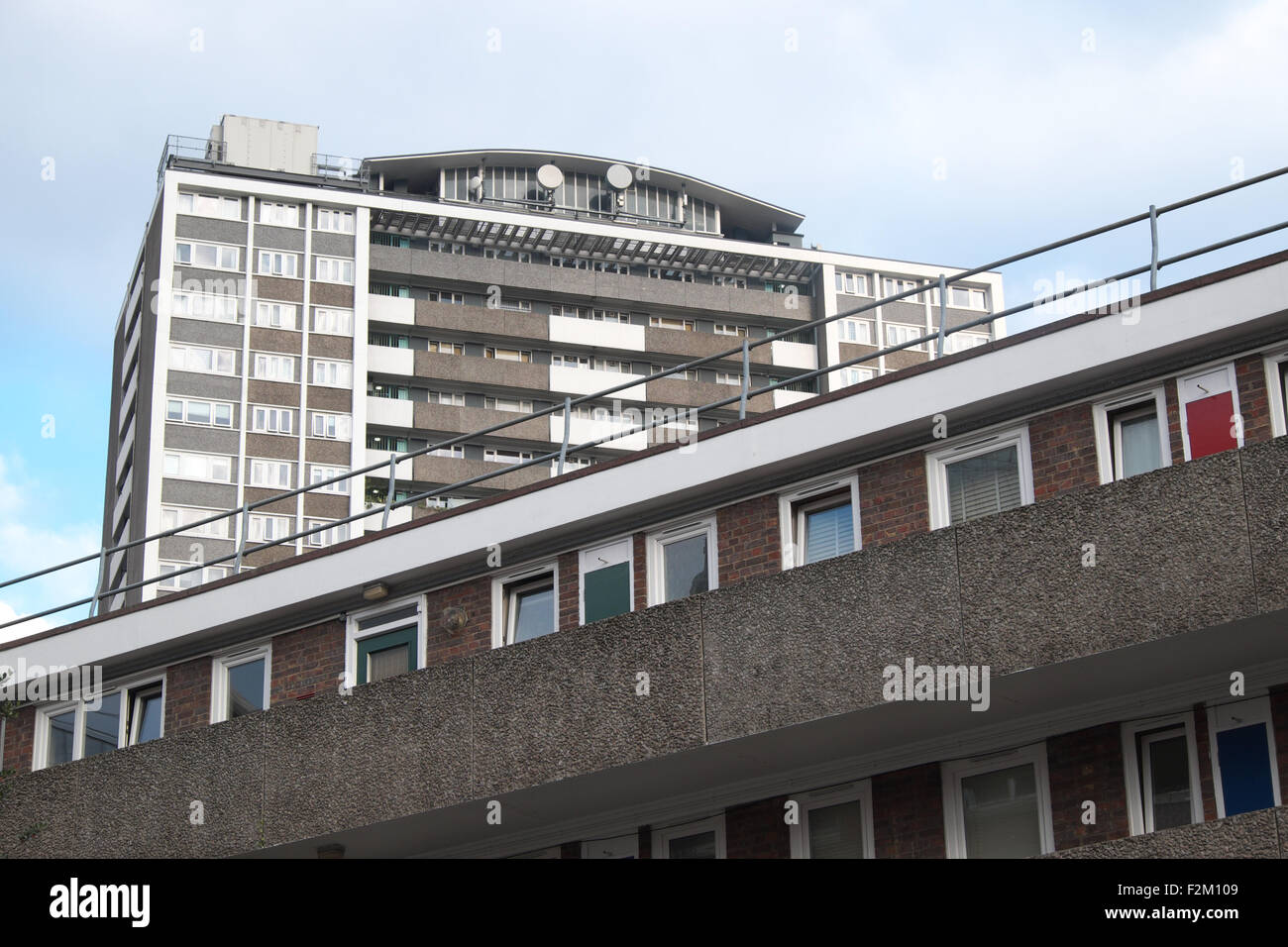 London social housing hi-res stock photography and images - Alamy