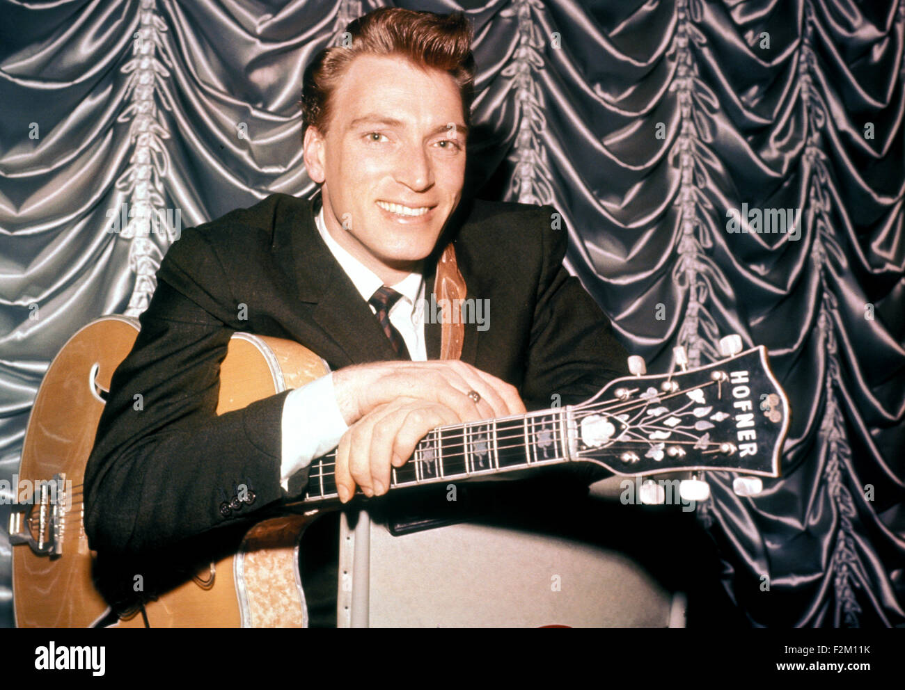 Frank ifield hi-res stock photography and images - Alamy