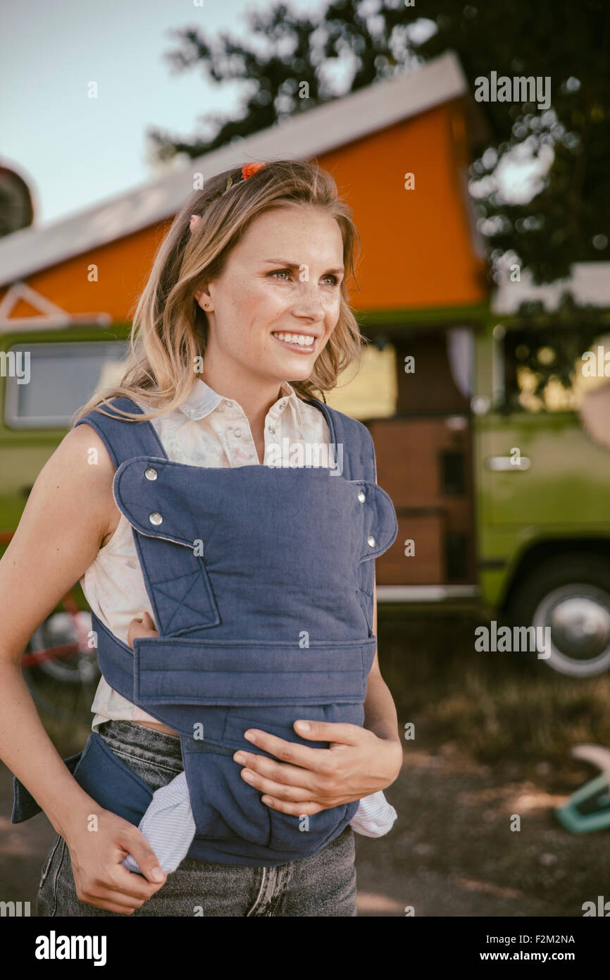 Mother van hi-res stock photography and images - Alamy