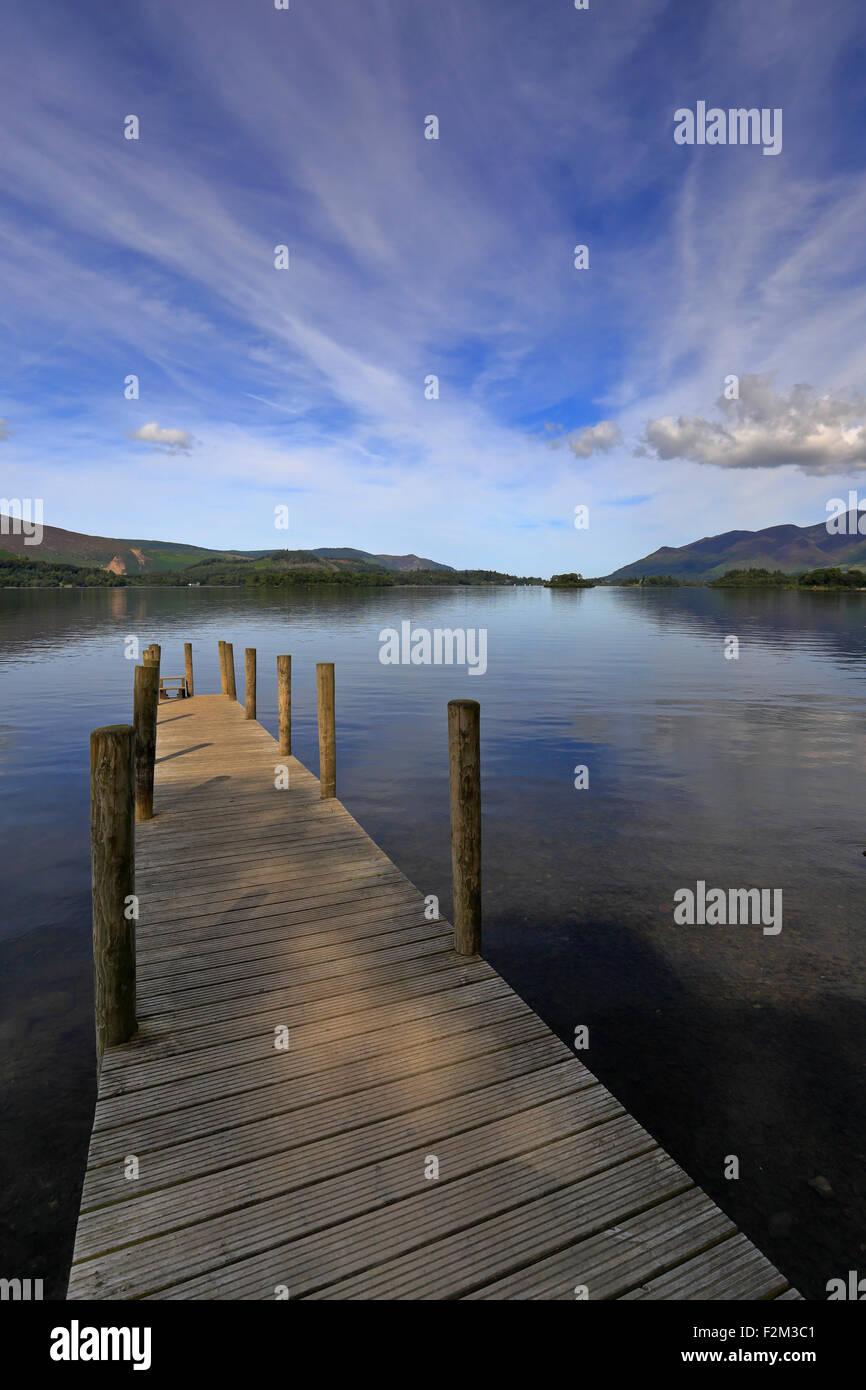 Landing stage bay derwentwater near hi-res stock photography and images ...