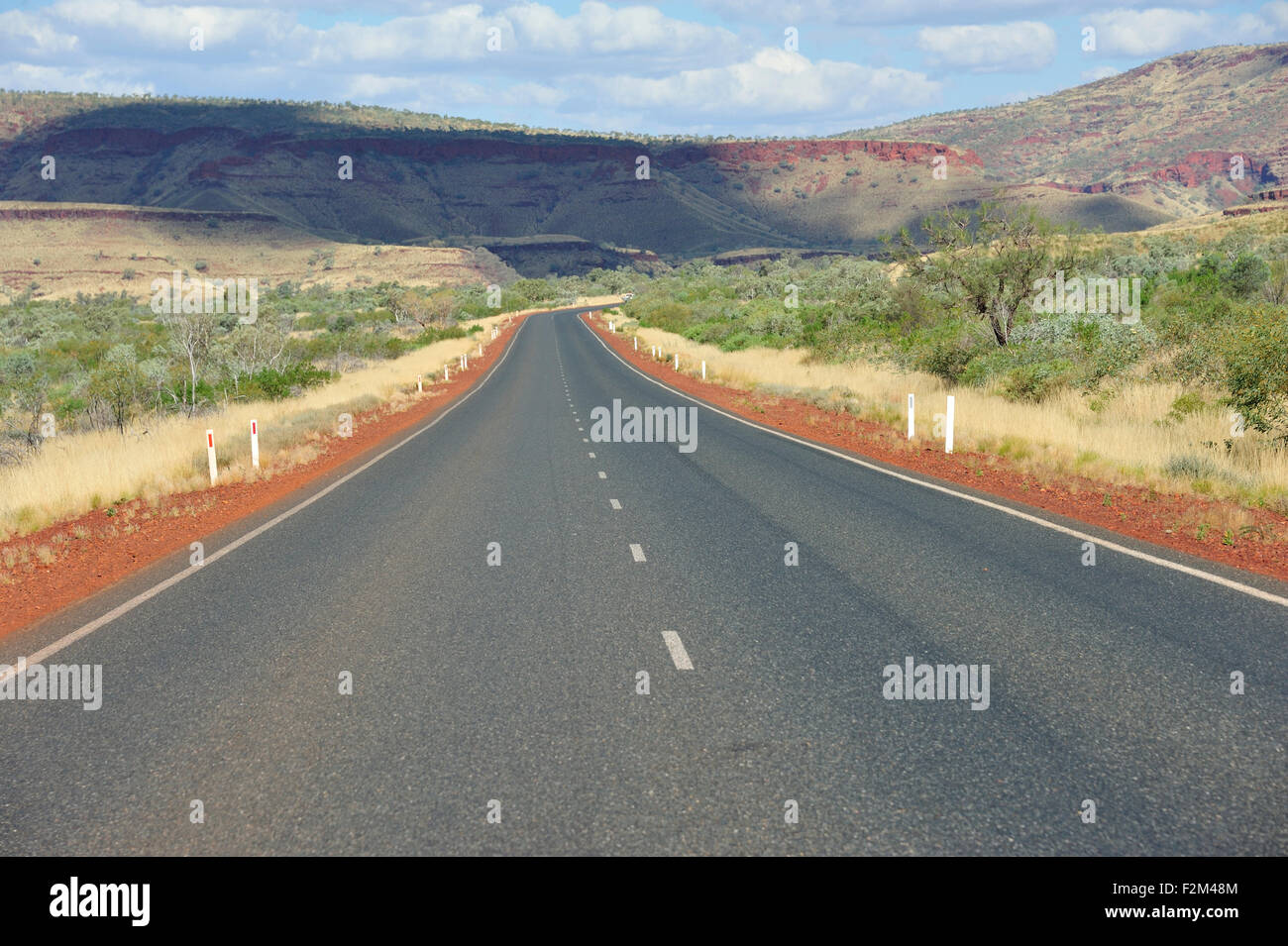Remote outback road Stock Photo - Alamy