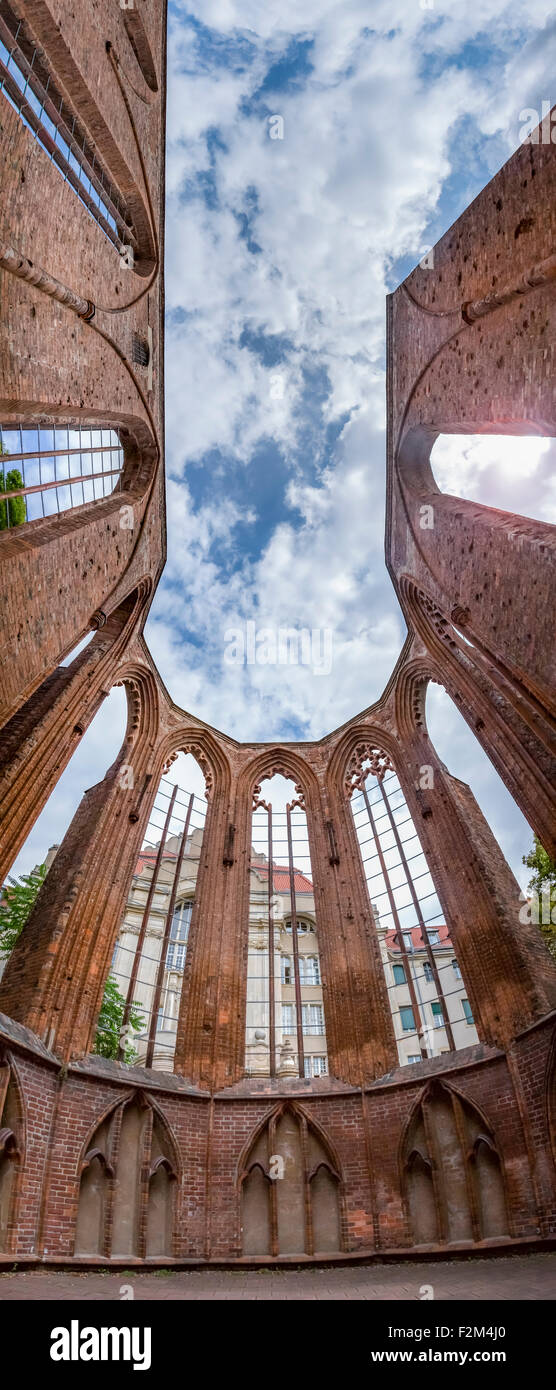 Ruins building berlin hi-res stock photography and images - Alamy