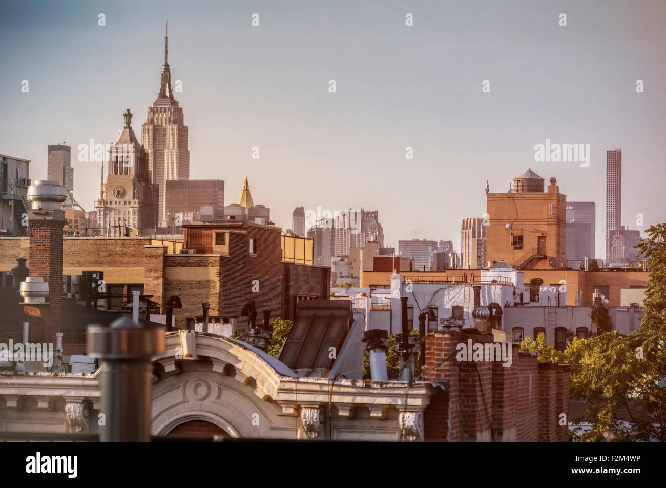 New york city rooftops hi-res stock photography and images - Alamy