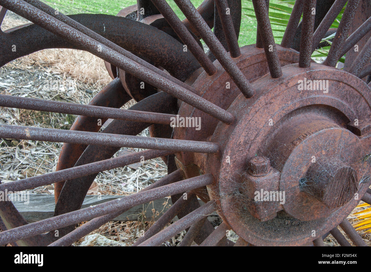 Cartwheel design hi-res stock photography and images - Alamy