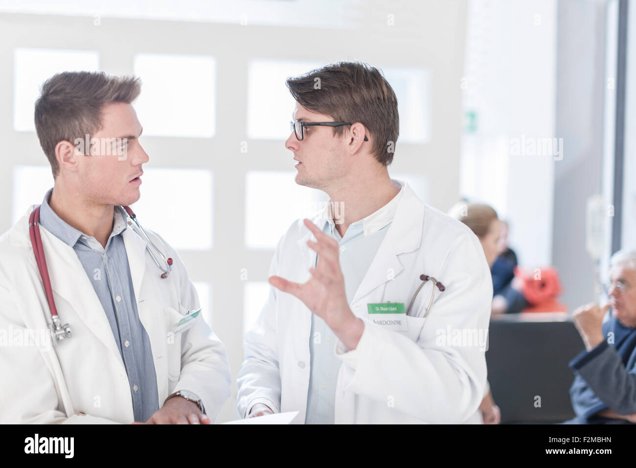 Cape town hospital doctors hi-res stock photography and images - Alamy