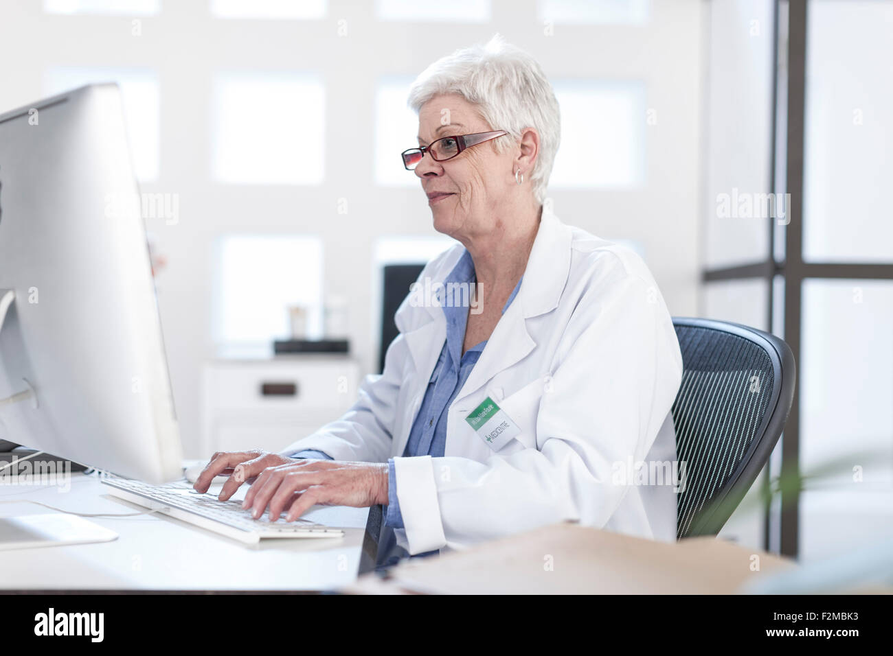 Computer lab africa hi-res stock photography and images - Alamy