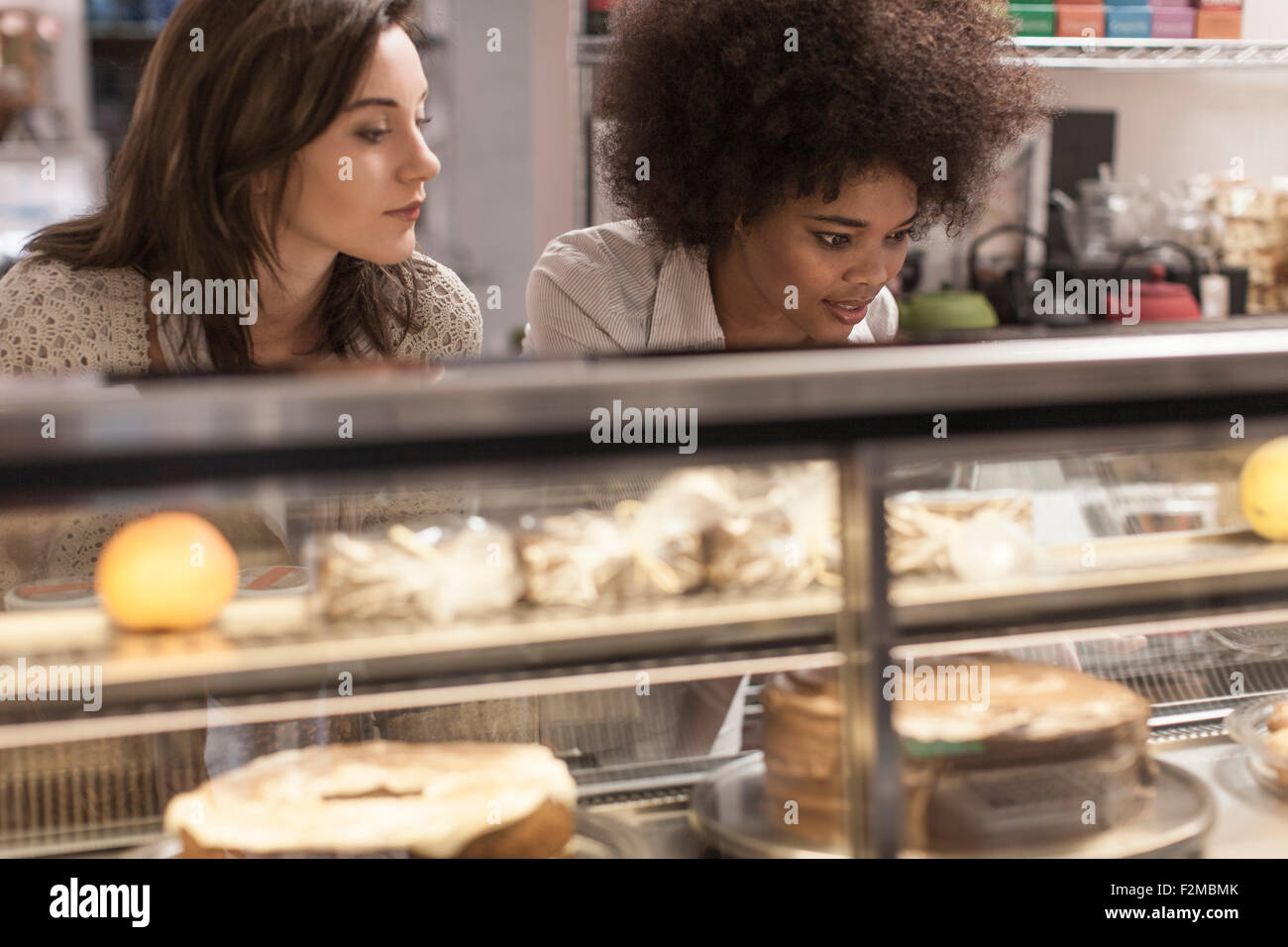 People choosing cake in bakery hi-res stock photography and images - Alamy